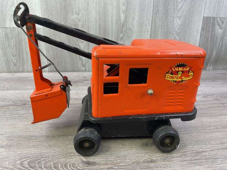 Lumar Contractors Shovel, Marx - United Edge Real Estate & Auction