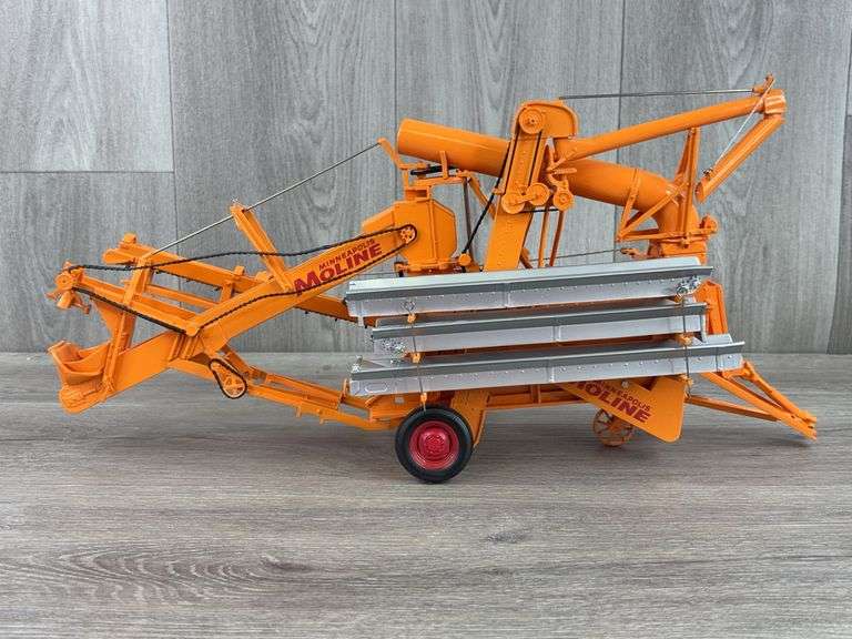 Minneapolis-Moline 1200 Corn Sheller, 1/16, SpecCast - United Edge Real ...
