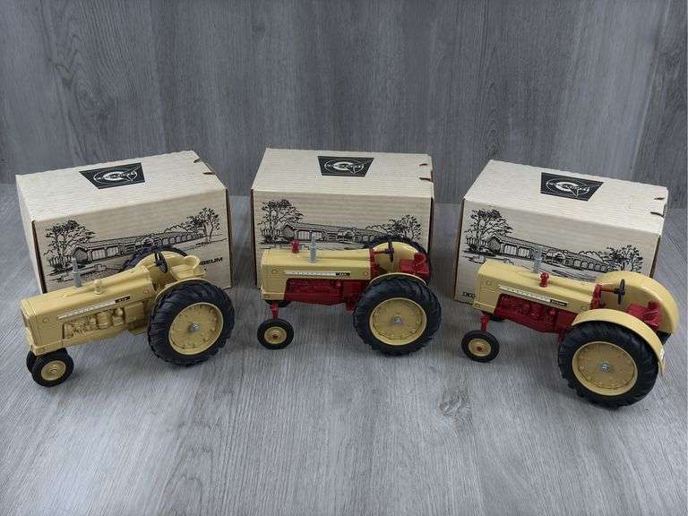 Cockshutt 570 NF, 570 Super WF & 560 WF Diesel, 1/16, 1987 NFTM ...