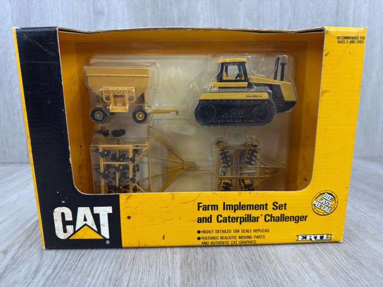 Caterpillar Challenger 65 Farm Implement Set, 1/64, Ertl - United Edge ...