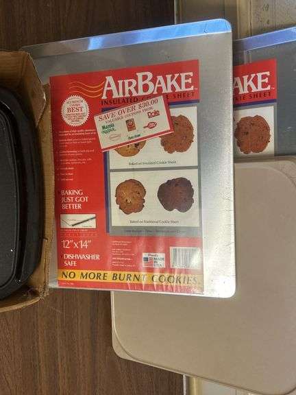 AirBake Pans & Farberware Griddle - United Edge Real Estate & Auction