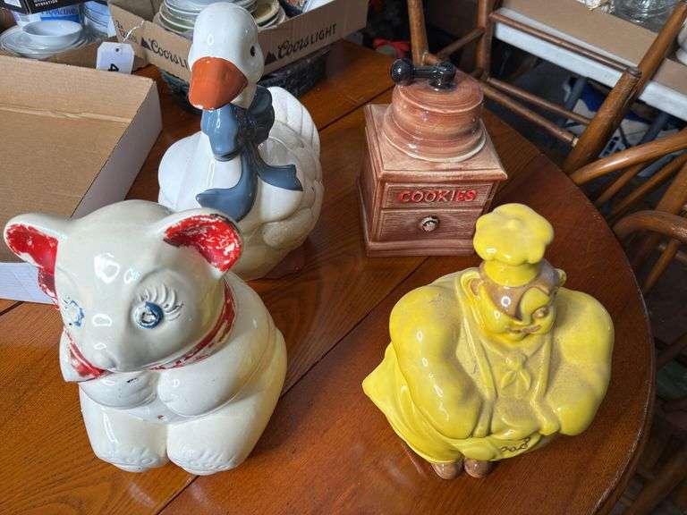 Cookie Jars-1940’s Chef Pierre Red Wing-& 1 McCoy - United Edge Real ...