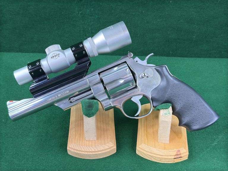 Smith & Wesson Model 629-1 44 Mag. Revolver, 6 Shot, Serial #X6775 ...