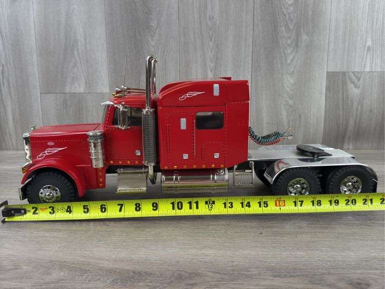 M&J Custom Peterbilt Resin Truck W/Sleeper, 22” Long - United Edge Real ...