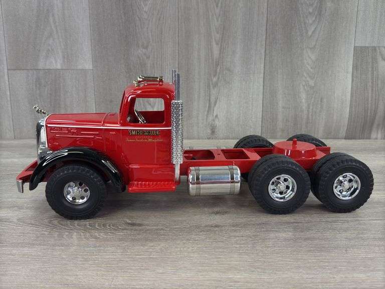 Smith-Miller Mack Truck, 17 1/2” Long, Smitty Toys - United Edge Real ...