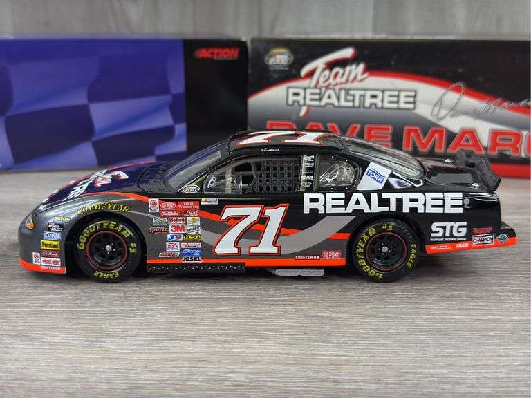 Dave Marcis #71 Team RealTree 2000 Monte Carlo Stock Car, 1/24, Limited ...