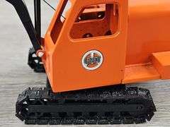 Unit Crane Excavator - United Edge Real Estate & Auction