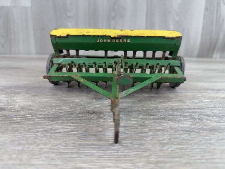 John Deere Grain Drill, 1/16, Carter, Green Disc Openers - United Edge ...