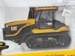Caterpillar Challenger 95E Agricultural Tractor, 1/32 - United Edge ...