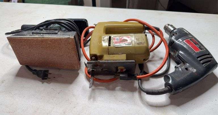 Assorted Vintage Power Tools - United Edge Real Estate & Auction