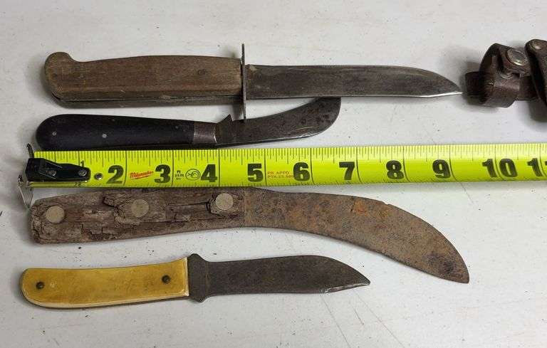 4 Primitive Fixed Blade Knives - United Edge Real Estate & Auction