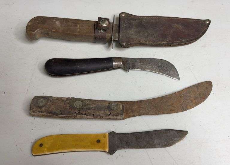4 Primitive Fixed Blade Knives - United Edge Real Estate & Auction