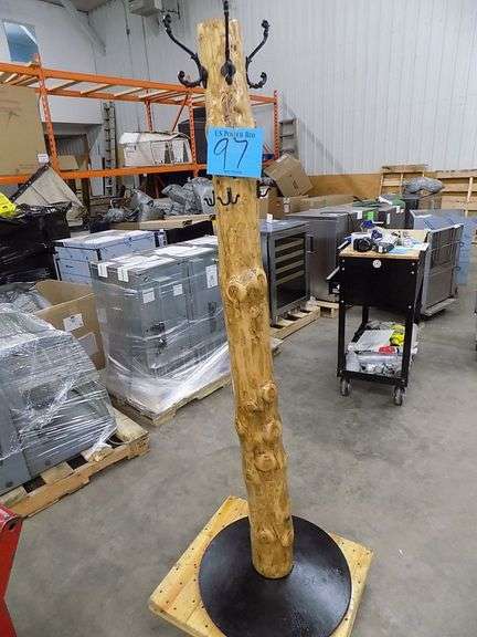 Pine Log Coat & Hat Rack - US Power Bid