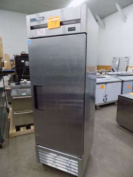 True Single Door Freezer - US Power Bid