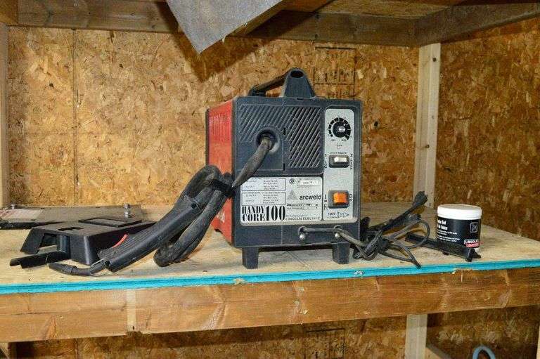 Lincoln Handy Core 100 Wire Feed Welder - Shackelton Auctions Inc.