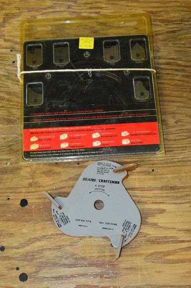Craftsman Molding Set - Shackelton Auctions Inc.