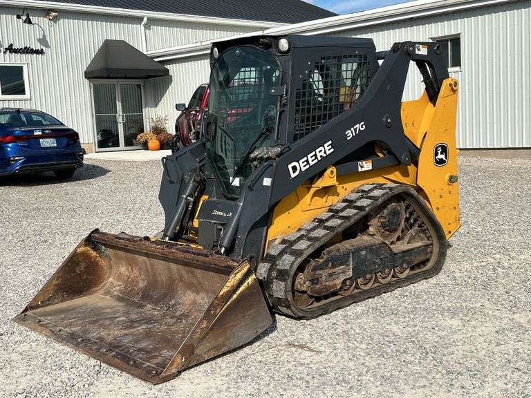 2016 JOHN DEERE 317G COMPACT TRACK LOADER - Shackelton Auctions Inc.