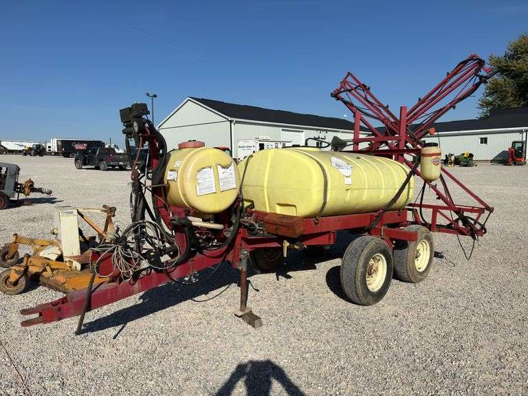 HARDI ESC500 SPRAYER - Shackelton Auctions Inc.