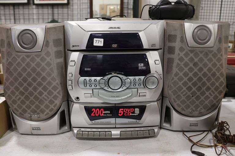 AUDIOVOX 5 DISC STEREO SYSTEM - Shackelton Auctions Inc.
