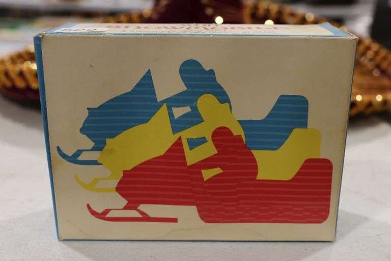 AVON SNOWMOBILE SOAP SET - Shackelton Auctions Inc.
