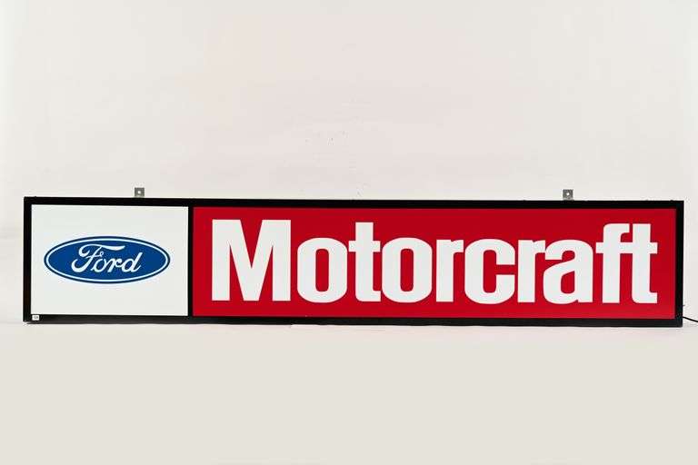 FORD MOTORCRAFT LIGHTED SIGN - Shackelton Auctions Inc.