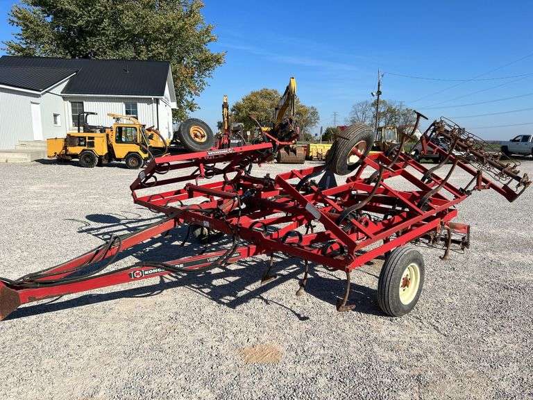 KONGSKILDE 18' VIBROTILL CULTIVATOR - Shackelton Auctions Inc.