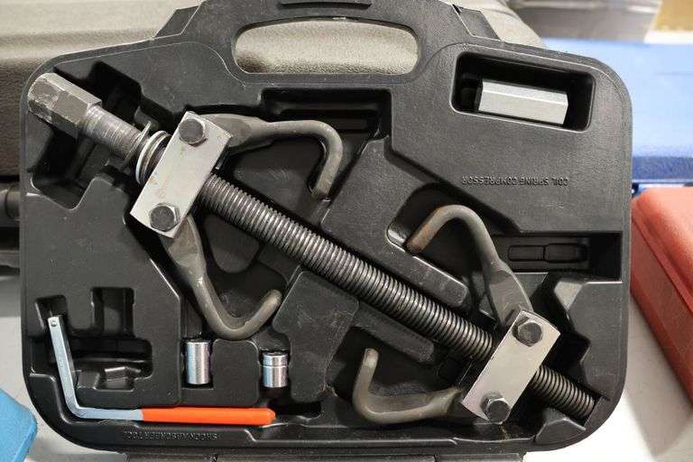 POWERBUILT COIL SPRING COMPRESSOR - Shackelton Auctions Inc.