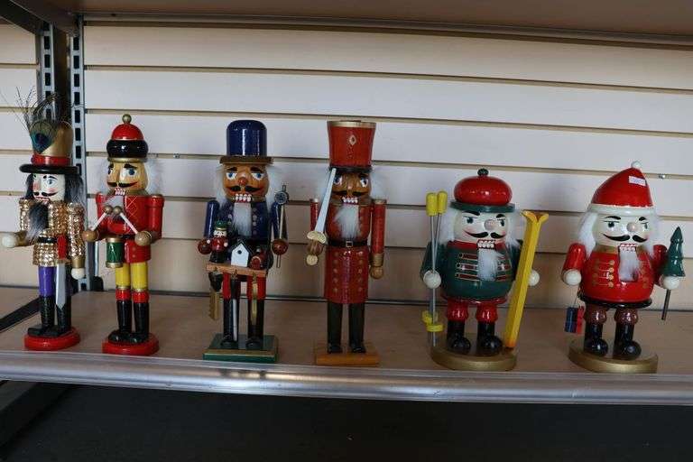 COLLECTION OF NUTCRACKERS - 12" - Shackelton Auctions Inc.
