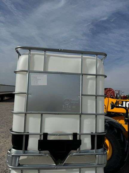 1000L CAGED POLY TOTE - Shackelton Auctions Inc.