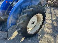 NEW HOLLAND WORKMASTER 45 TRACTOR - Shackelton Auctions Inc.