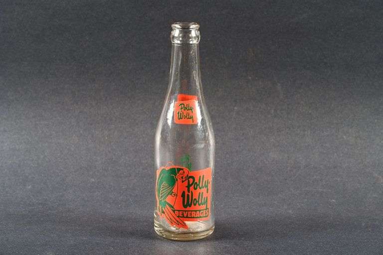 POLLY WOLLY BEVERAGES 7 OZ POP BOTTLE - Shackelton Auctions Inc.