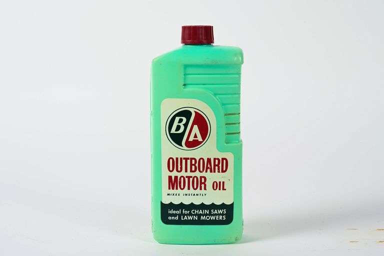 B-A OUTBOARD MOTOR OIL IMP QT PLASTIC BOTTLE - Shackelton Auctions Inc.