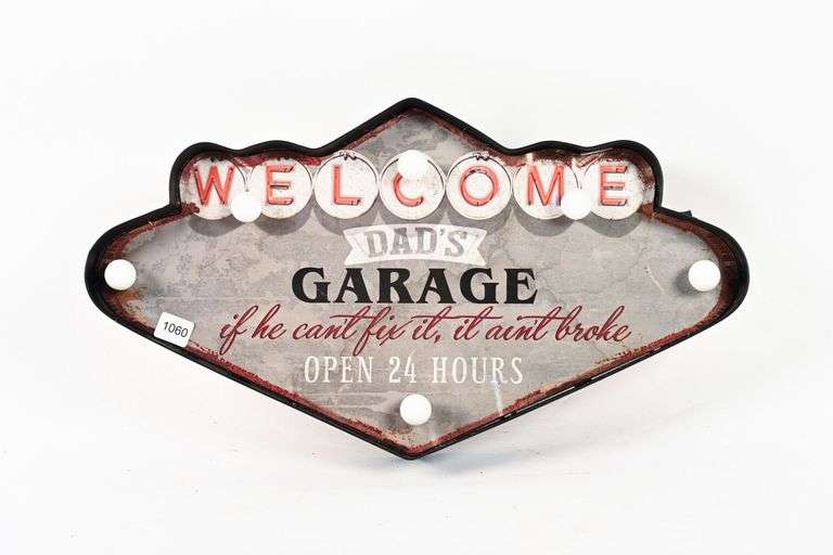 WELCOME DAD'S GARGAE LIGHTED SIGN - Shackelton Auctions Inc.