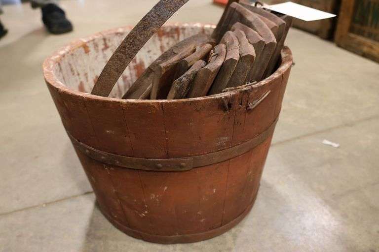 PRIMITIVE WOODEN BUCKET - Shackelton Auctions Inc.