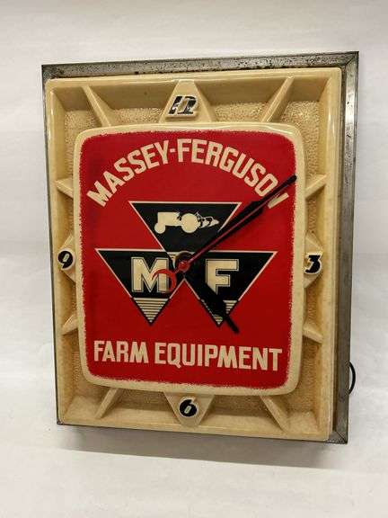 MASSEY-HARRIS FARM EQUIPMENT LIGHTED PLASTIC WALL CLOCK - Shackelton ...