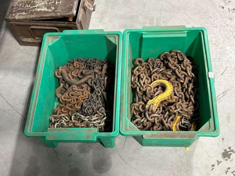 2 BOXES OF CHAINS - Shackelton Auctions Inc.