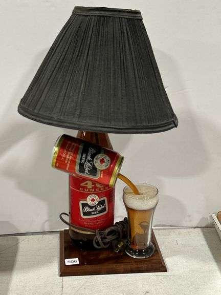 BLACK LABEL BEER LAMP - Shackelton Auctions Inc.