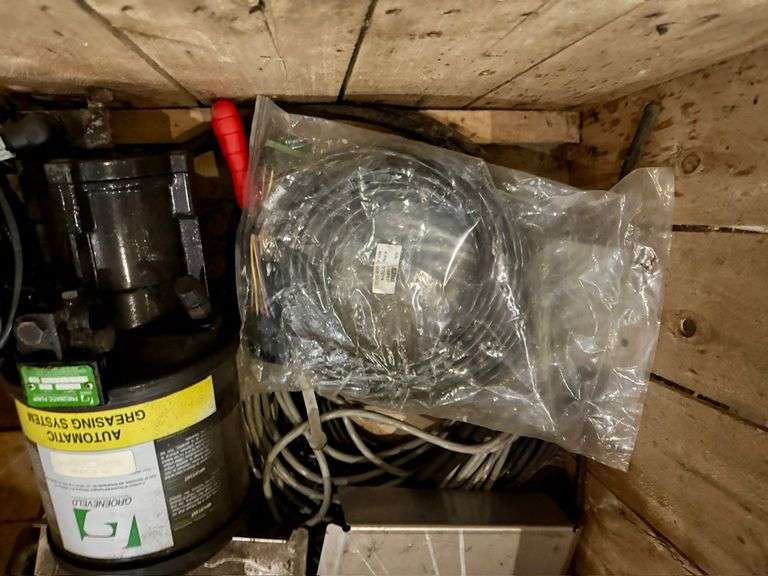 GROENEVELD AUTOMATIC GREASING SYSTEM ETC - Shackelton Auctions Inc.