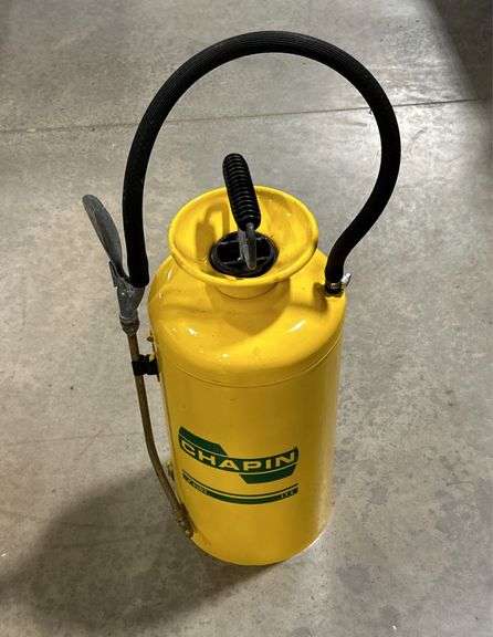 CHAPIN 3 GALLON HAND SPRAYER - Shackelton Auctions Inc.
