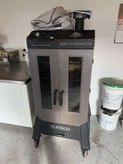 PITBOSS BRUNSWICK PLATINUM SMOKER - WITH COVER - Shackelton Auctions Inc.