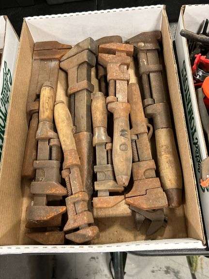 BOX OF ANTIQUE WRENCHES - Shackelton Auctions Inc.
