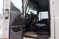 2013 MACK CXU 613TRANSPORT TRUCK - Shackelton Auctions Inc.