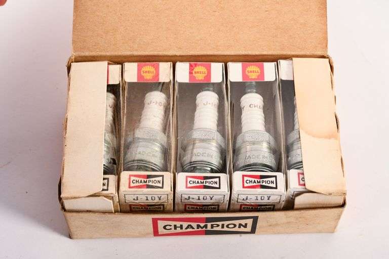 SHELL CHAMPION SPARK PLUGS WITH BOX - Shackelton Auctions Inc.