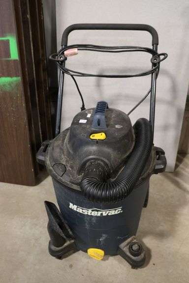 MASTERCRAFT 12 GALLON WET/DRY VAC CART - Shackelton Auctions Inc.