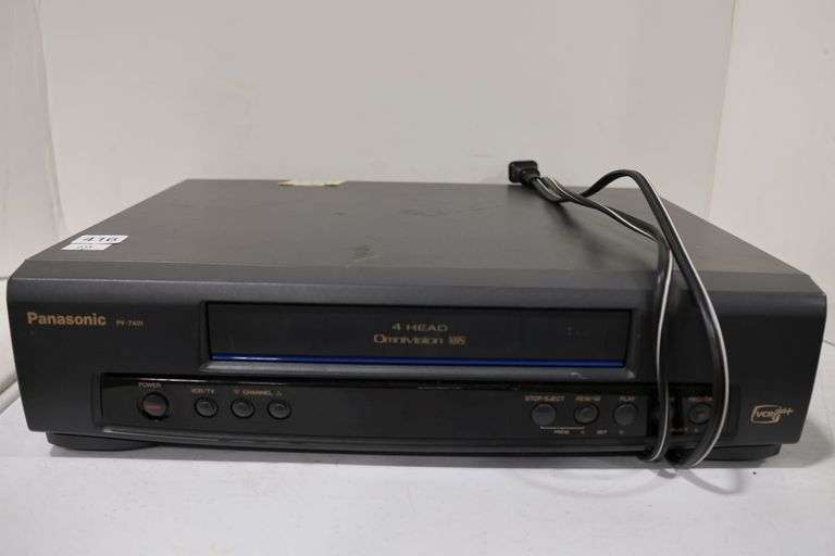 PANASONIC VHS PLAYER - Shackelton Auctions Inc.