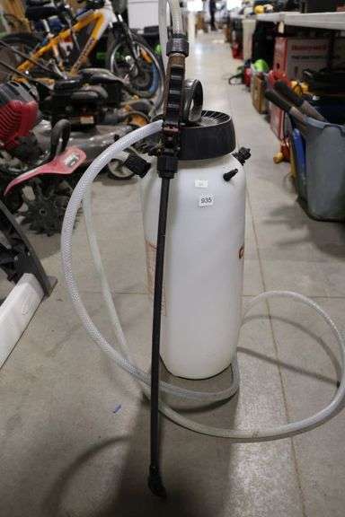 CHAPIN PRO SERIES 3 GALLON SPRAYER - Shackelton Auctions Inc.