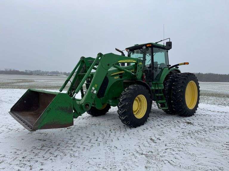 2007 JOHN DEERE 7830 MFWD TRACTOR AND 746 LOADER - Shackelton Auctions Inc.