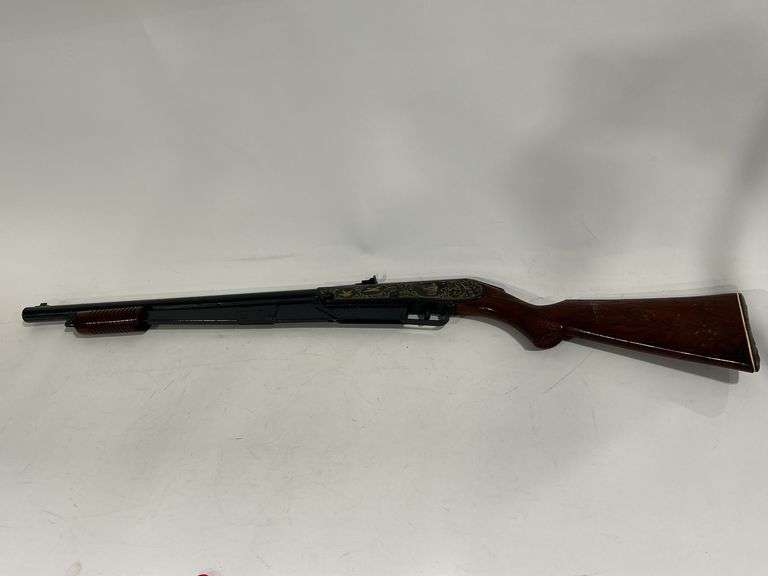 DAISY MODEL 25 AIR RIFLE - Shackelton Auctions Inc.