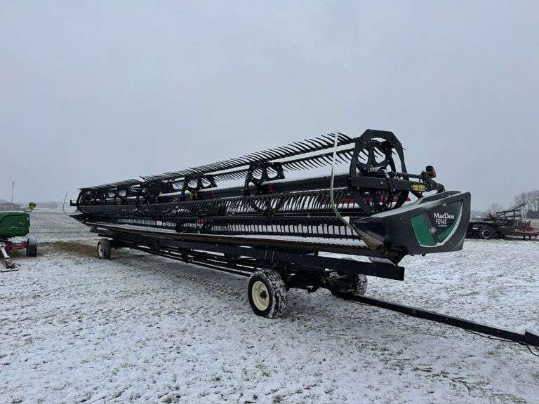 2018 MACDON FD 145 45’ DRAPER HEAD - Shackelton Auctions Inc.