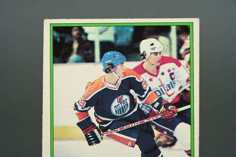 1980 O-PEE-CHEE WAYNE GRETZKY HOCKEY CARD - Shackelton Auctions Inc.